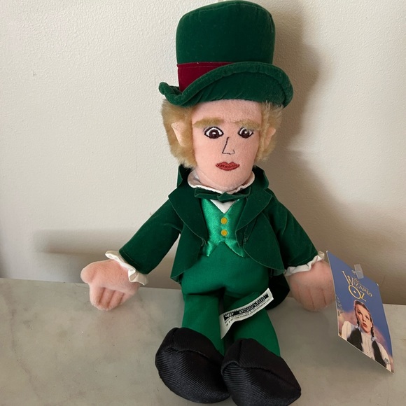 Warner Bros. | Toys | The Wizard Of Oz Plush Warner Bros Studio Store ...